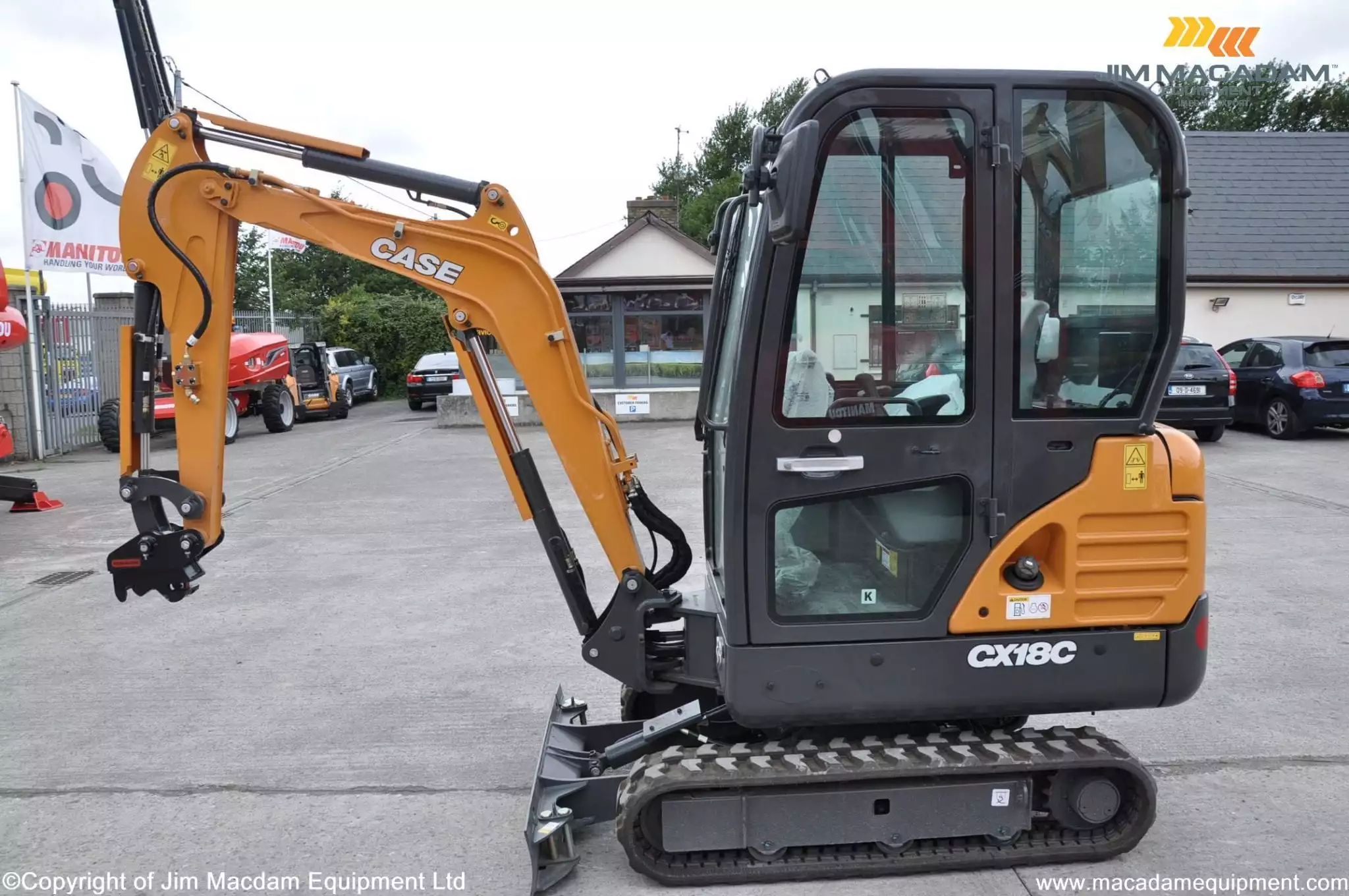 Case CX18C - Macadam Equipment