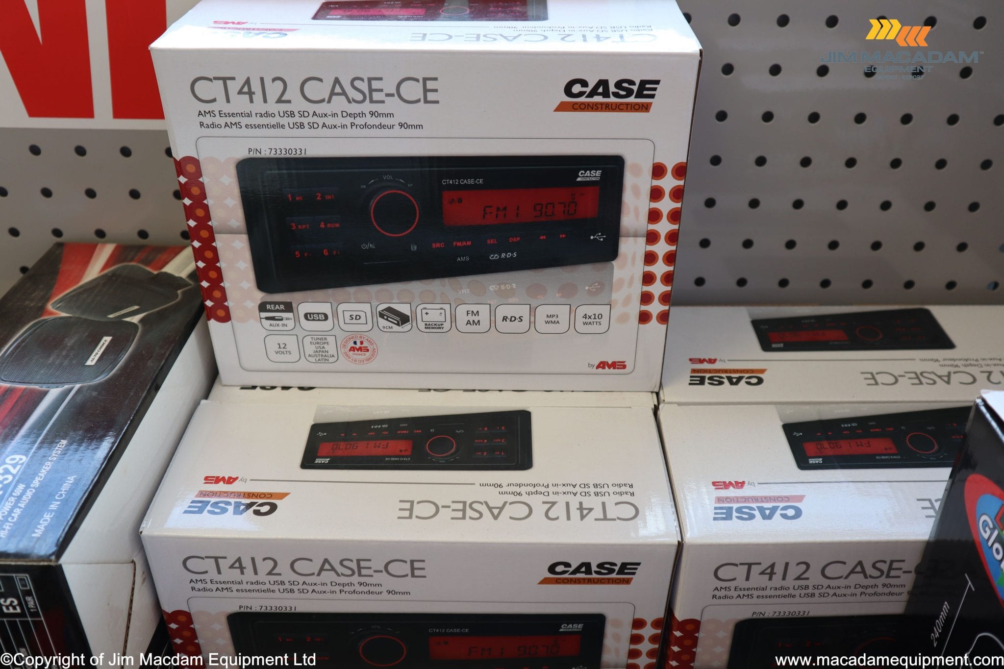 Case Radio - Macadam Equipment