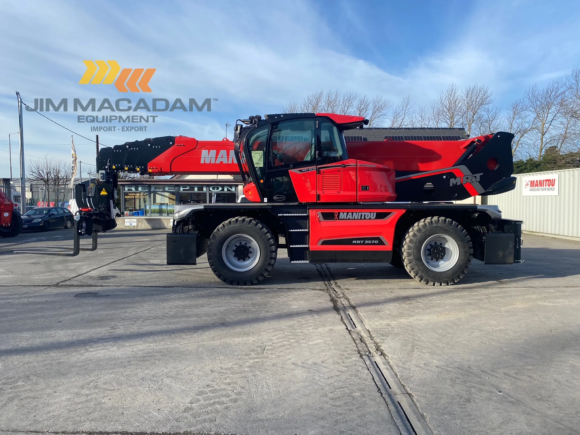 Manitou MRT 3570 - Macadam Equipment