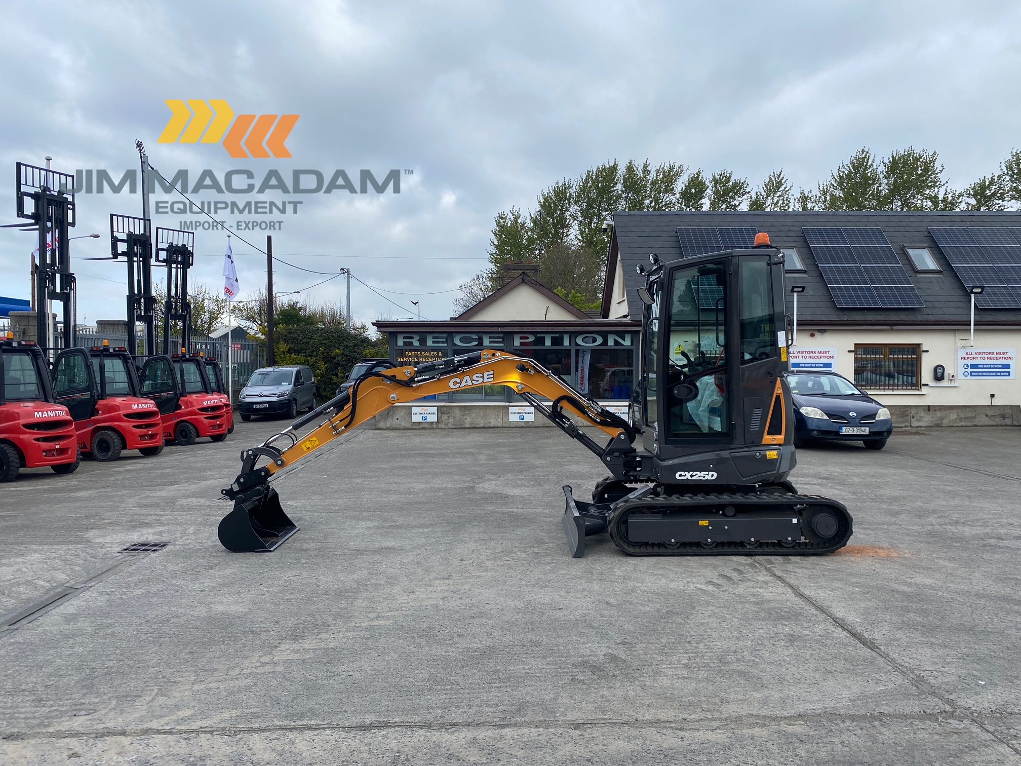 Case CX25 D - Macadam Equipment