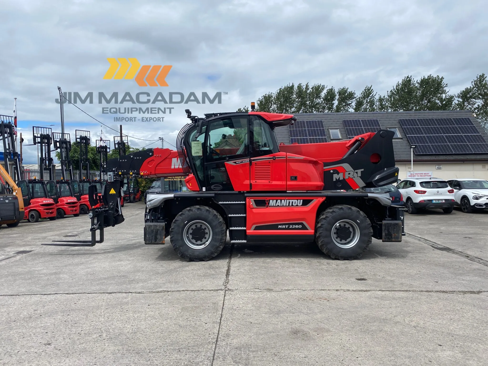 Manitou MRT 2260 - Macadam Equipment
